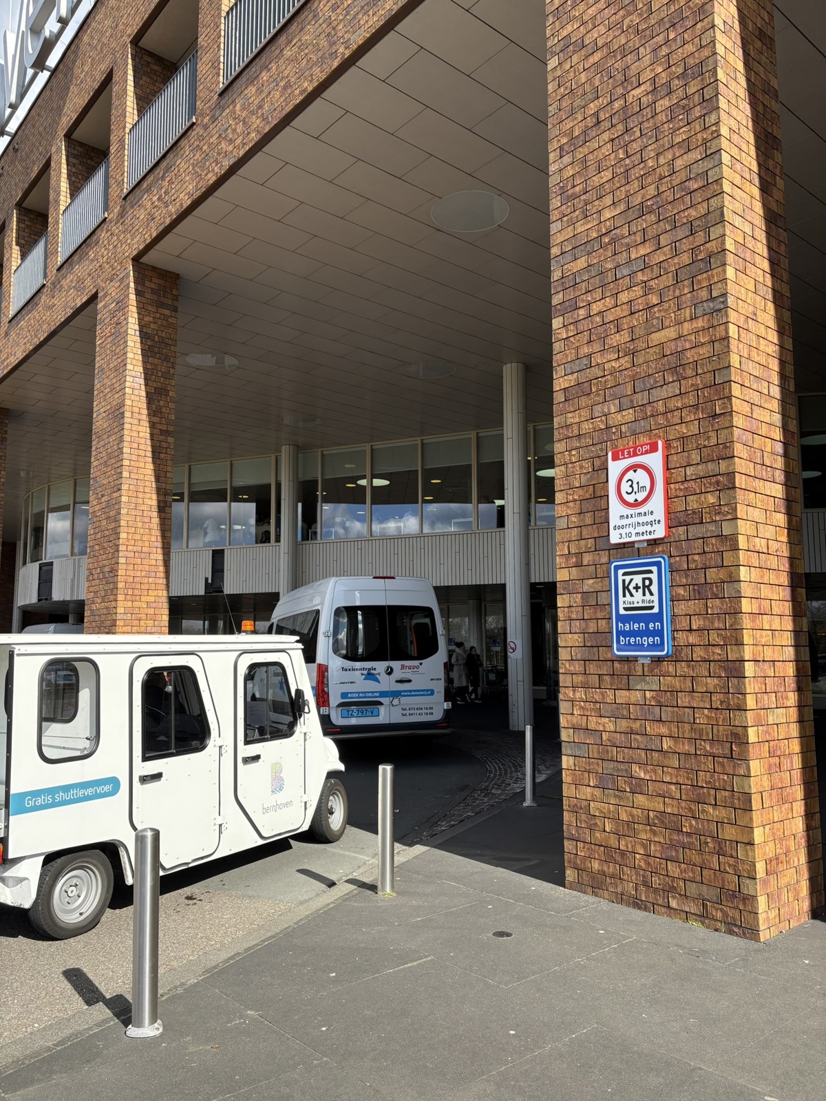 Kiss & Ride-zone Bernhoven - Bernhoven